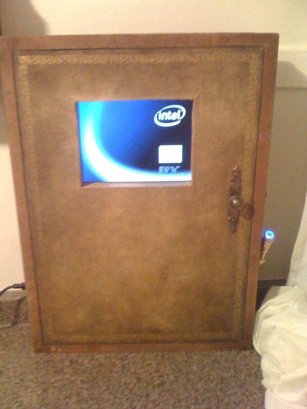 A few weeks ago, I mentioned I was building a computer from an antique ...